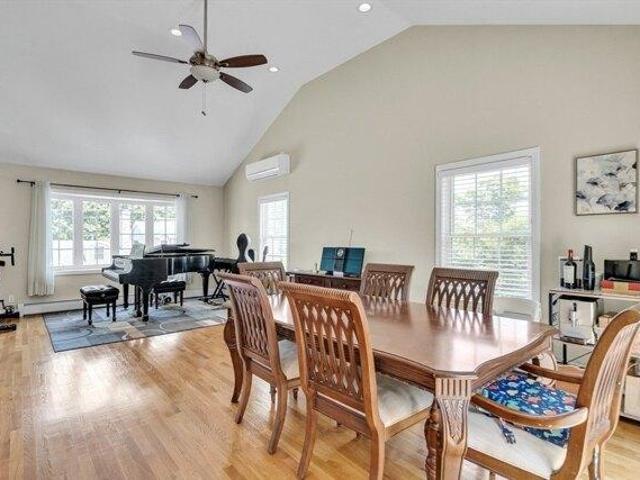 house with 3 bedroom, Woburn MA DS103247322