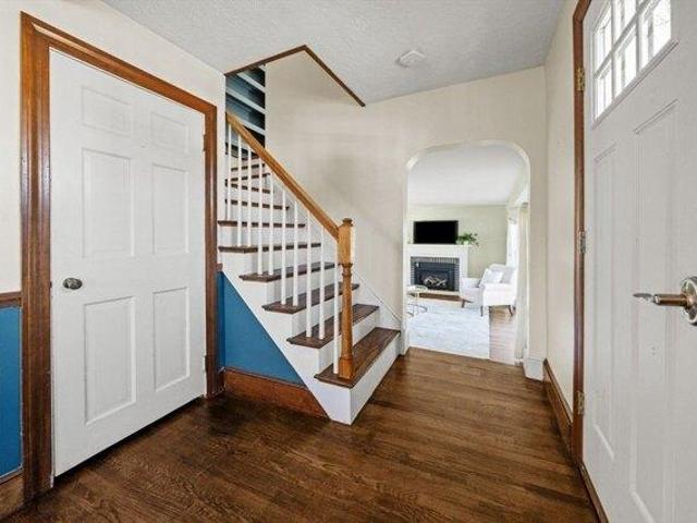 house with 3 bedroom, Woburn MA ES103247953
