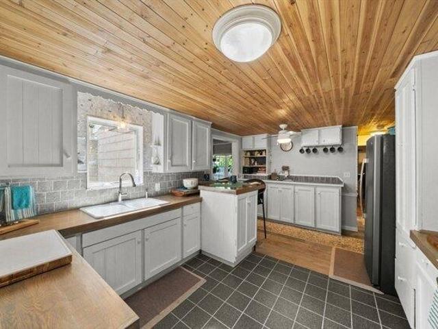 house with 3 bedroom, Woburn MA ES105081540