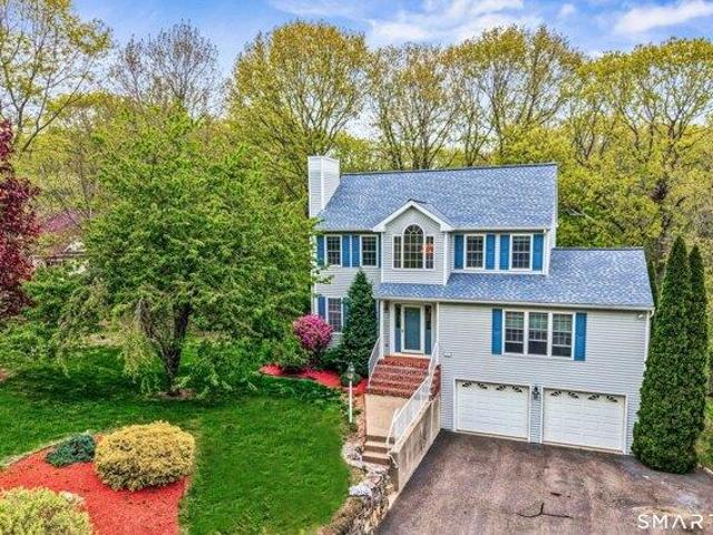 house with 3 bedroom, Wolcott CT DLS103070318