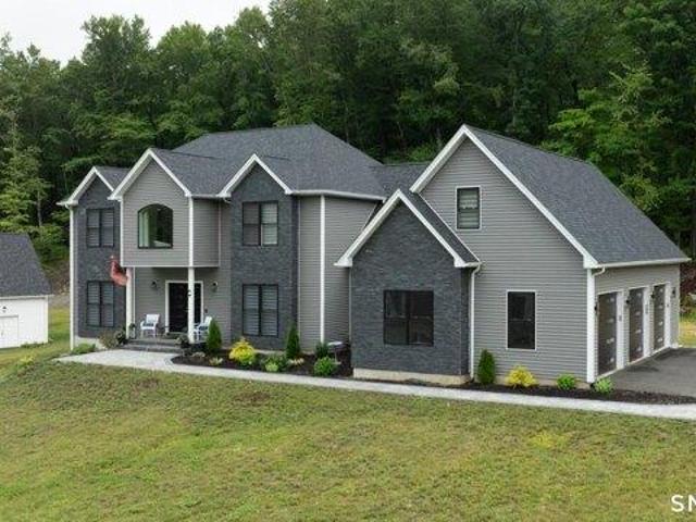 house with 3 bedroom, Wolcott CT DS104116897