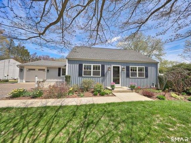 house with 3 bedroom, Wolcott CT DS102564415