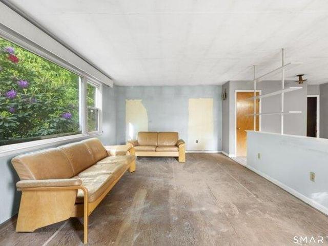 house with 3 bedroom, Wolcott CT ES103162153