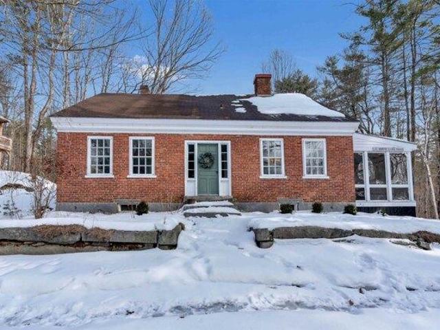 house with 3 bedroom, Wolfeboro NH DLS102728671
