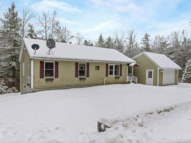 house with 3 bedroom, Wolfeboro NH ES104849449