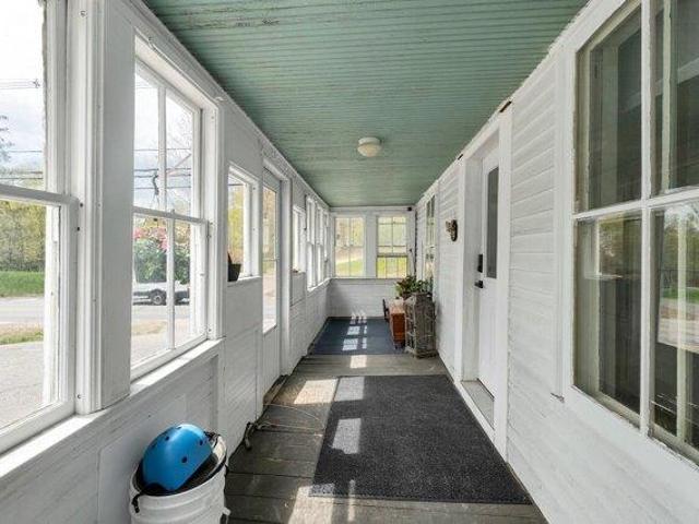 house with 3 bedroom, Wolfeboro NH ES104920114