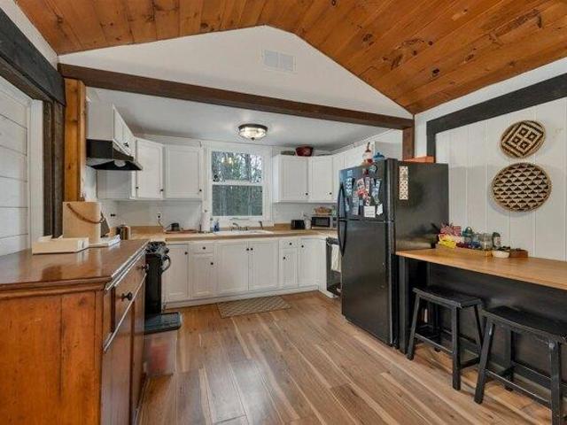 house with 3 bedroom, Wolfeboro NH ES105106604