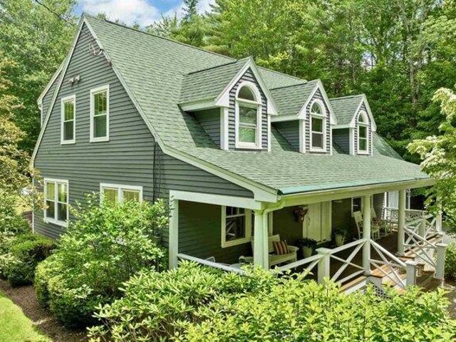 house with 3 bedroom, Wolfeboro NH ES105117515