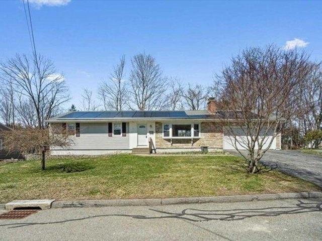 house with 3 bedroom, Worcester MA DLS102312741