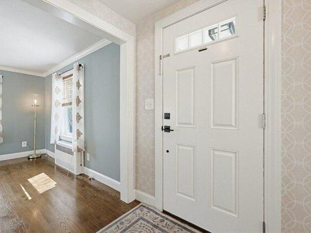 house with 3 bedroom, Worcester MA DLS102372722