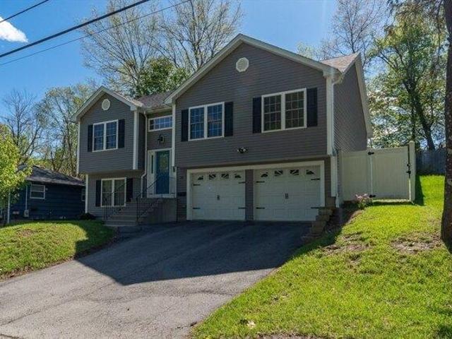 house with 3 bedroom, Worcester MA DLS102633177