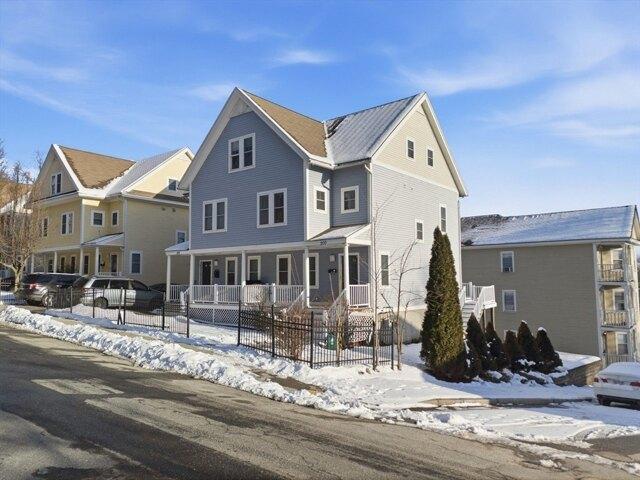 house with 3 bedroom, Worcester MA DLS102761749
