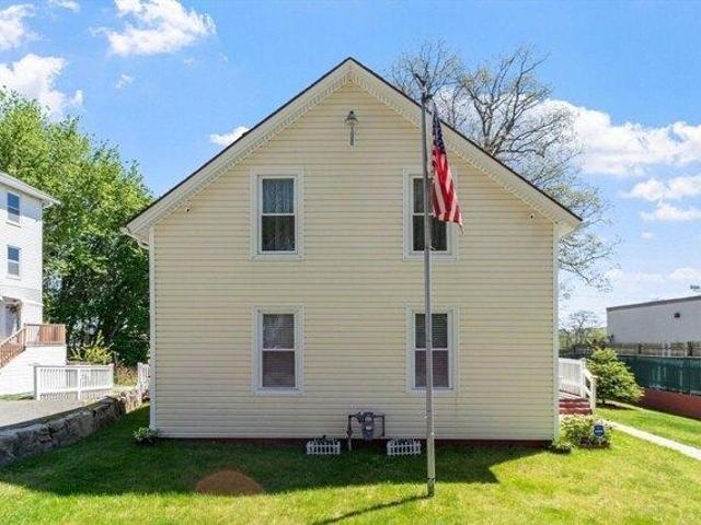 house with 3 bedroom, Worcester MA DLS102822542