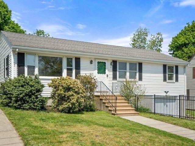 house with 3 bedroom, Worcester MA DS102584470