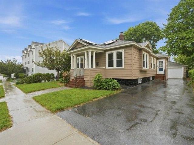 house with 3 bedroom, Worcester MA DS102584386