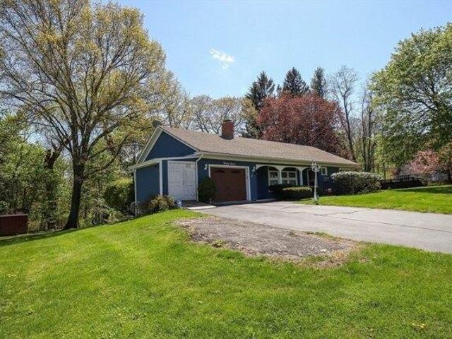 house with 3 bedroom, Worcester MA DS102827296