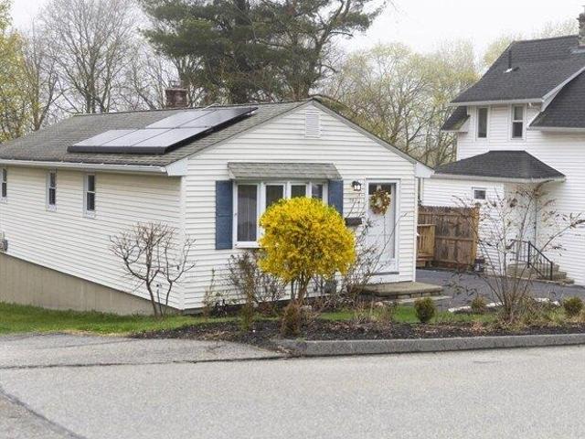 house with 3 bedroom, Worcester MA DS102922811