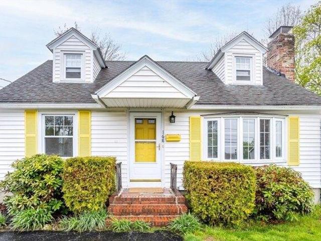 house with 3 bedroom, Worcester MA DS102342772
