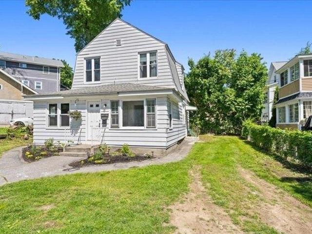 house with 3 bedroom, Worcester MA DS102372498