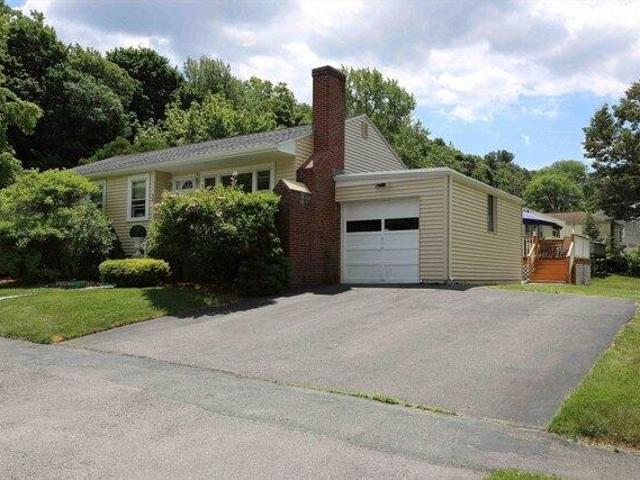 house with 3 bedroom, Worcester MA DS103443442