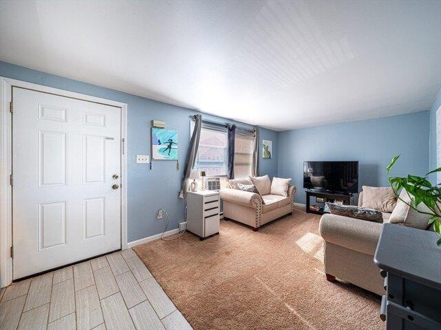 house with 3 bedroom, Worcester MA DS103666095