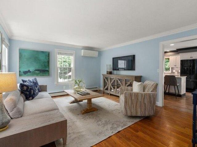 house with 3 bedroom, Worcester MA DS103886501