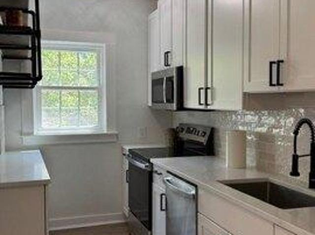 house with 3 bedroom, Worcester MA DS103035434