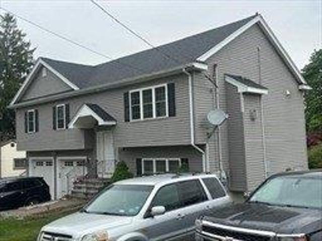 house with 3 bedroom, Worcester MA DS104479485