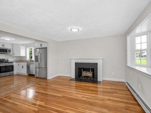 house with 3 bedroom, Worcester MA DS104008321