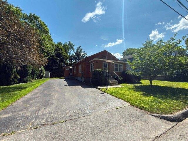 house with 3 bedroom, Worcester MA DS104115724