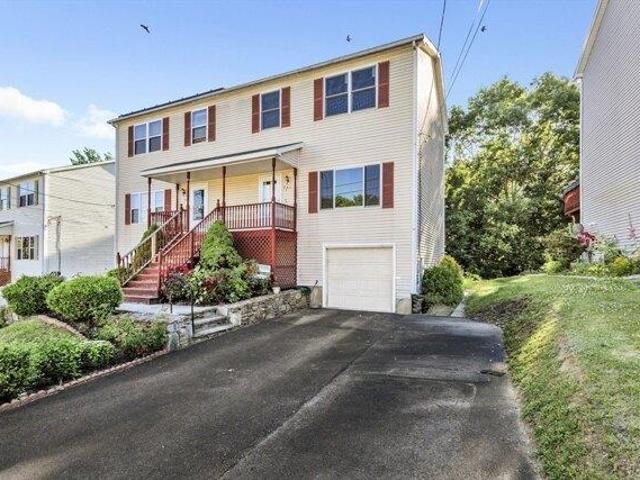 house with 3 bedroom, Worcester MA DS104115000