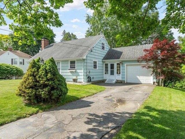 house with 3 bedroom, Worcester MA DS104115218
