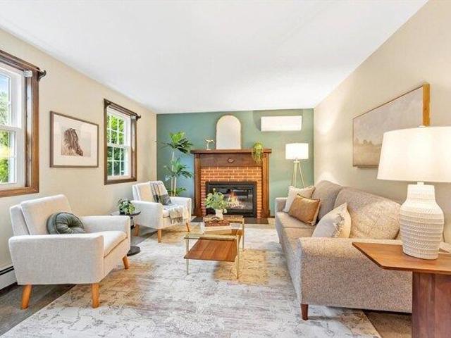 house with 3 bedroom, Worcester MA DS104297420