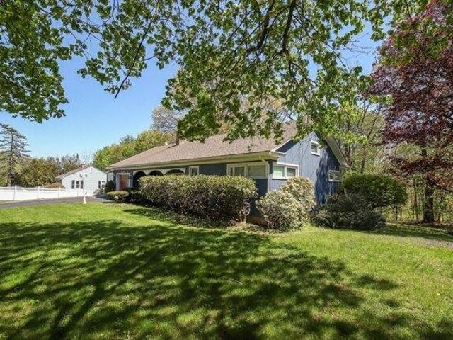 house with 3 bedroom, Worcester MA ES102827296