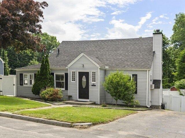 house with 3 bedroom, Worcester MA ES103442613