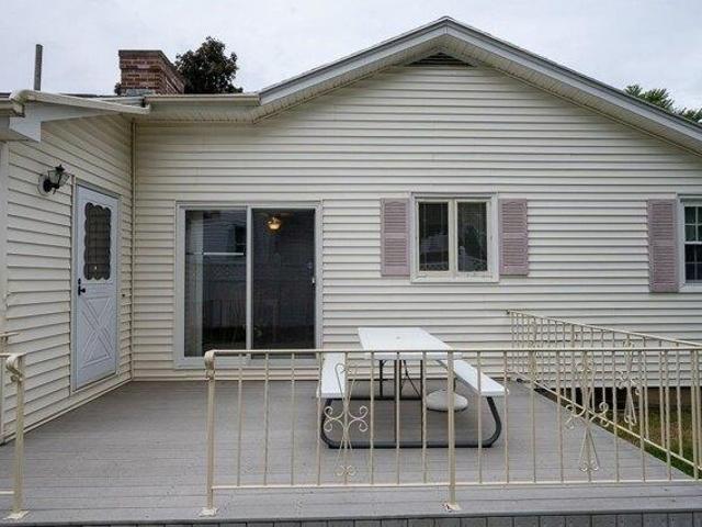 house with 3 bedroom, Worcester MA ES103444139