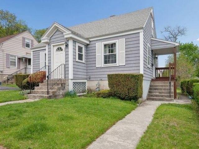 house with 3 bedroom, Worcester MA ES103494343