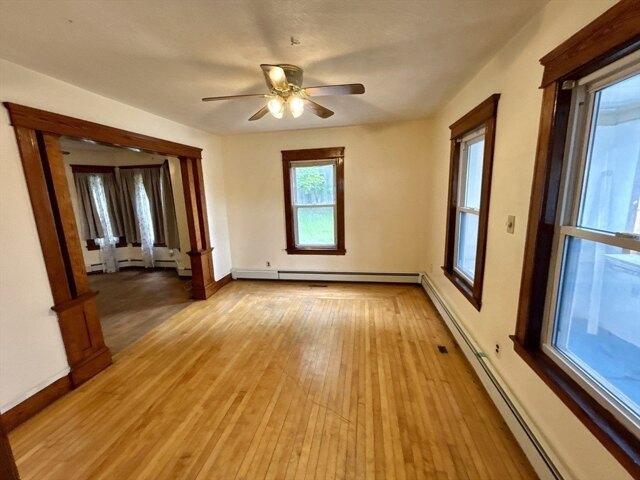 house with 3 bedroom, Worcester MA ES103494380