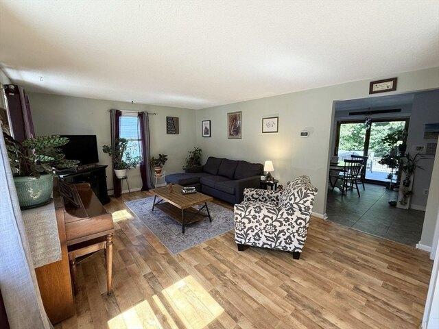 house with 3 bedroom, Worcester MA ES103495719