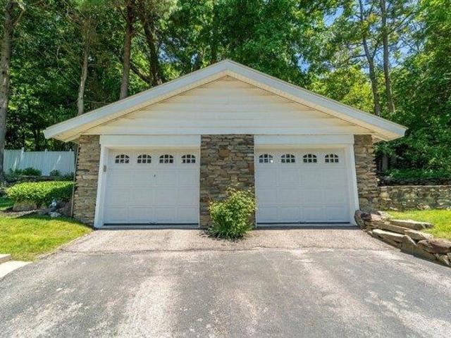 house with 3 bedroom, Worcester MA ES103809729