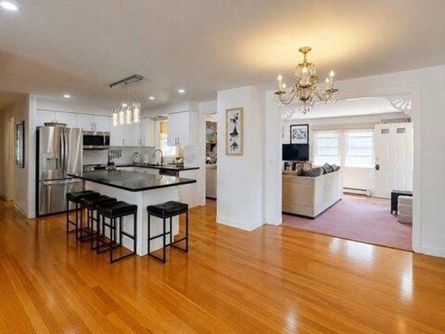 house with 3 bedroom, Worcester MA ES103968796