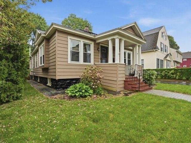 house with 3 bedroom, Worcester MA ES103019964