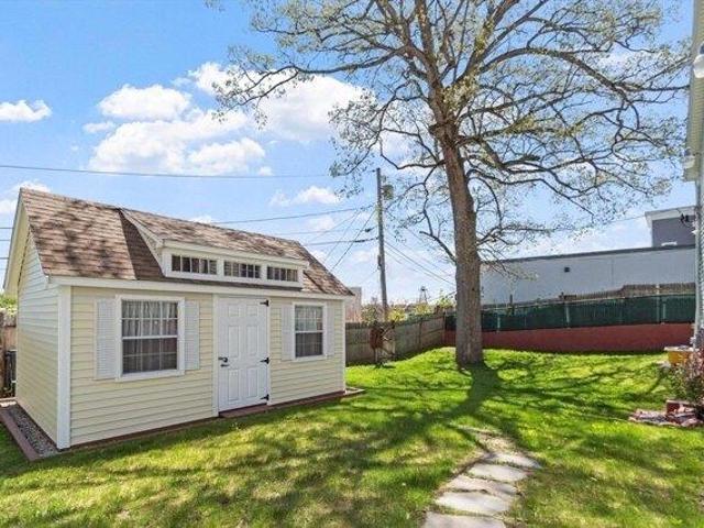 house with 3 bedroom, Worcester MA ES103069639