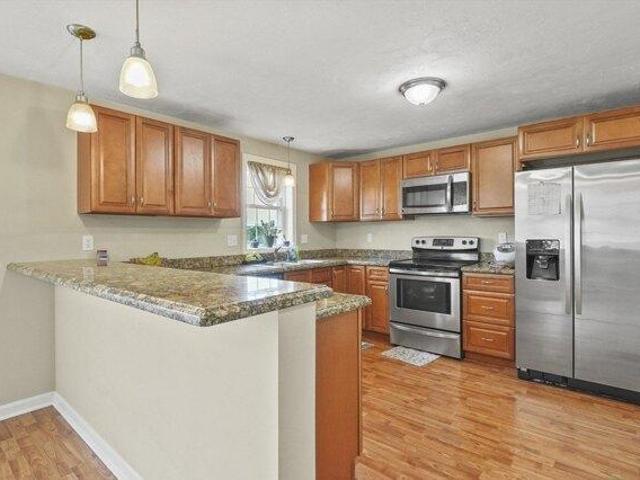house with 3 bedroom, Worcester MA ES103069653
