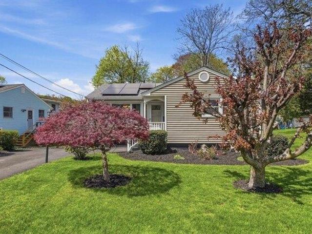 house with 3 bedroom, Worcester MA ES103098338
