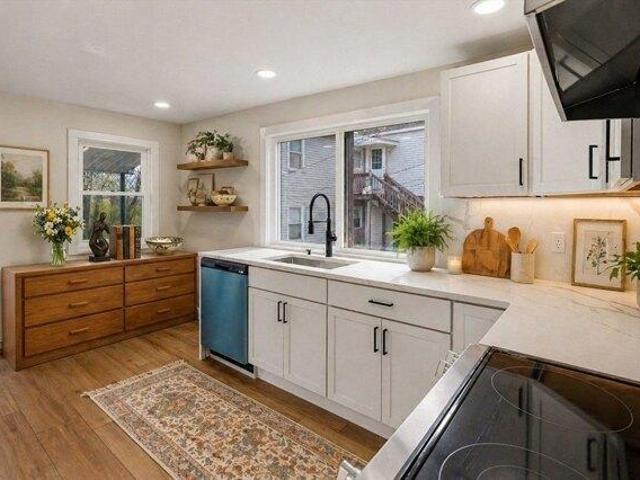 house with 3 bedroom, Worcester MA ES103221247