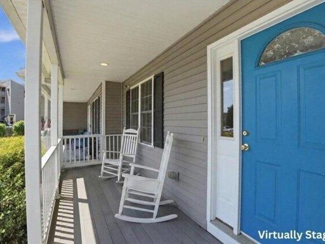 house with 3 bedroom, Worcester MA ES103222935
