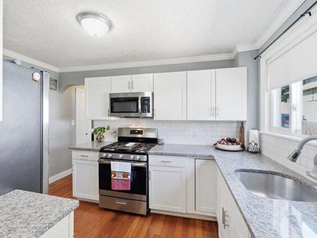 house with 3 bedroom, Worcester MA ES104540086