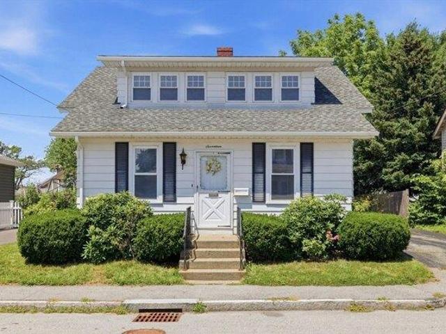 house with 3 bedroom, Worcester MA ES104567815