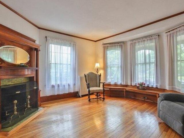 house with 3 bedroom, Worcester MA ES104686685